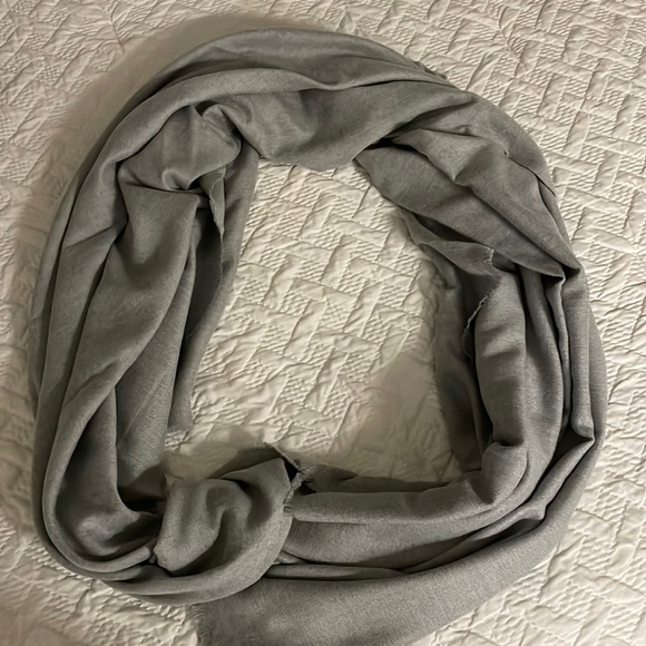 Zara | Accessories | Zara Scarf | Poshmark